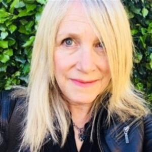 Caroline Bray, HM Land Registry Geovation Stakeholder Manager – HM Land ...